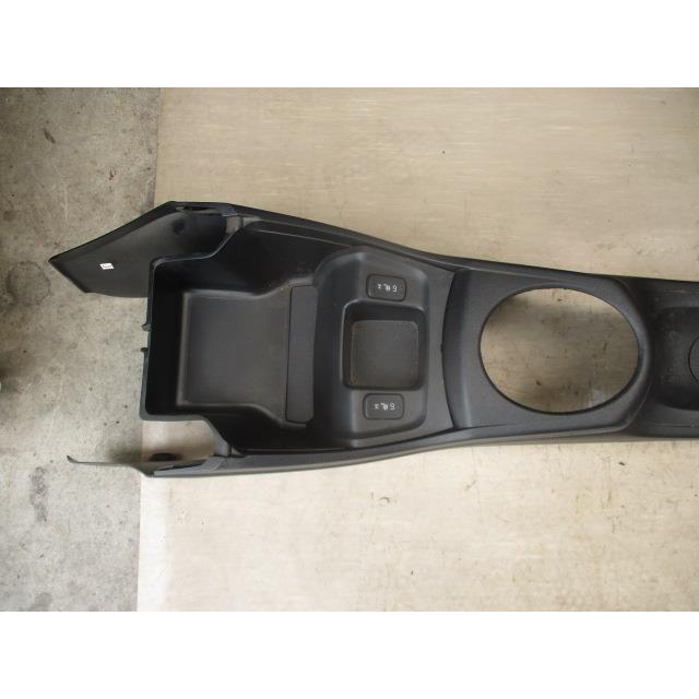 フィット DAA-GP1 コンソールボックス : 株式会社萩尾商会 - 通販 - Yahoo!ショッピング