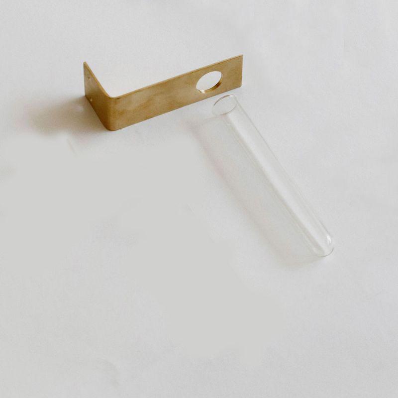 日限定07 志成販売 BRASS ウォールフラワーベース L 303928 花器 花瓶 壁掛け : はなどんやアソシエ - 通販 ...