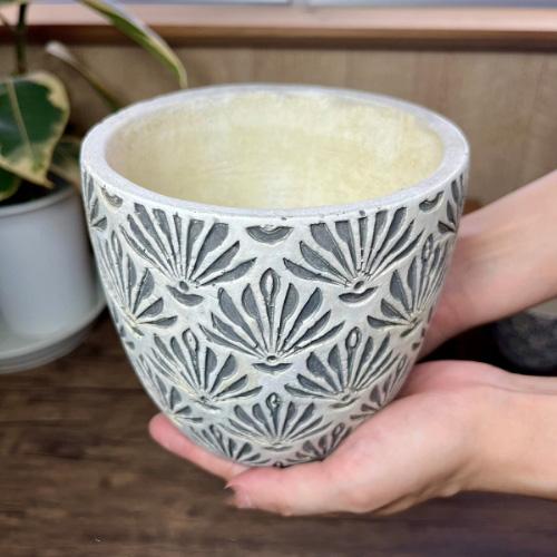 CARNAC シャルルドフルールシリーズ YD61 【Mサイズ】 セメント鉢 3サイズ展開 : イングの森 - 通販 - Yahoo!ショッピング