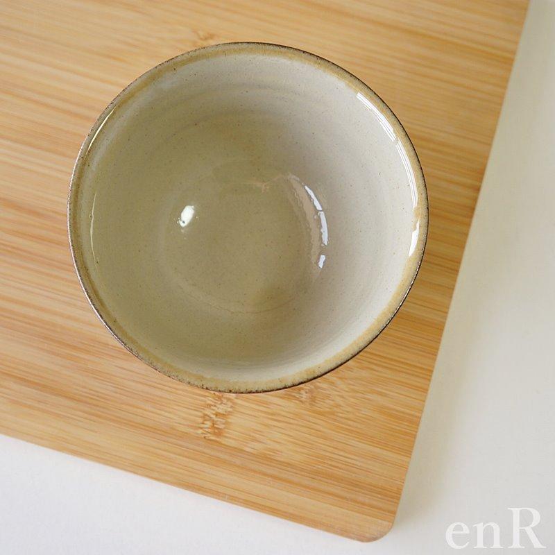 やちむん (沖縄陶器) 3.5寸マカイ ハイビスカス 青 茶碗 茶わん やちむん (沖縄陶器) 3.5寸マカイ ハイビスカス 青 茶碗 茶わん