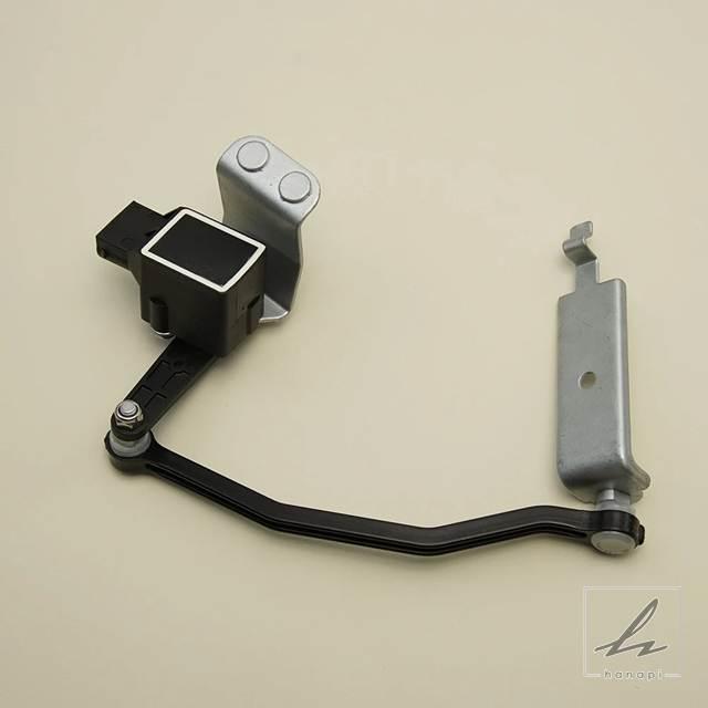 31288272 ヘッドライトレベルセンサー右フロントボルボ S60 S60L V60 V70 S80 S80L XC60 XC70 2008 ...