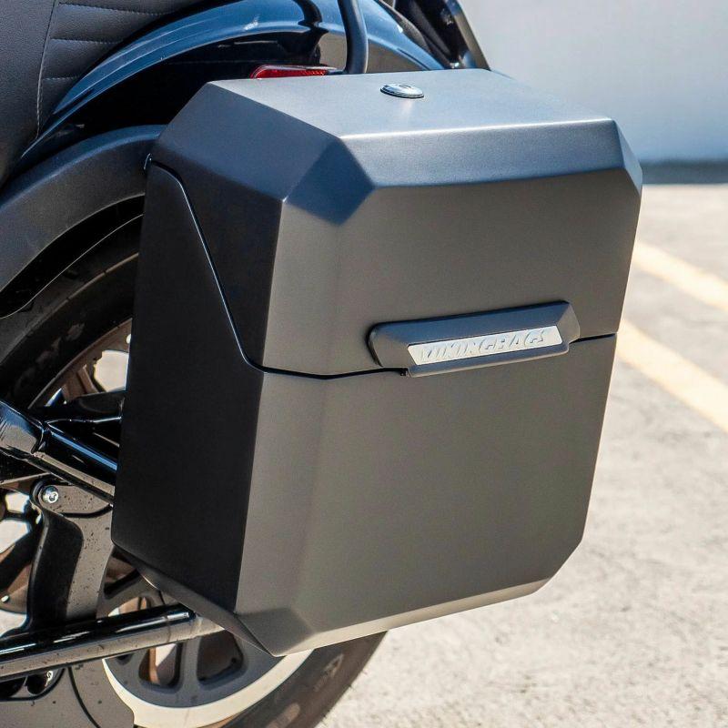 M8 ブレイクアウト Outlaw クイックマウント・ミディアム・サドルバッグ 15L 左用 (マットブラック) Viking Bags ...