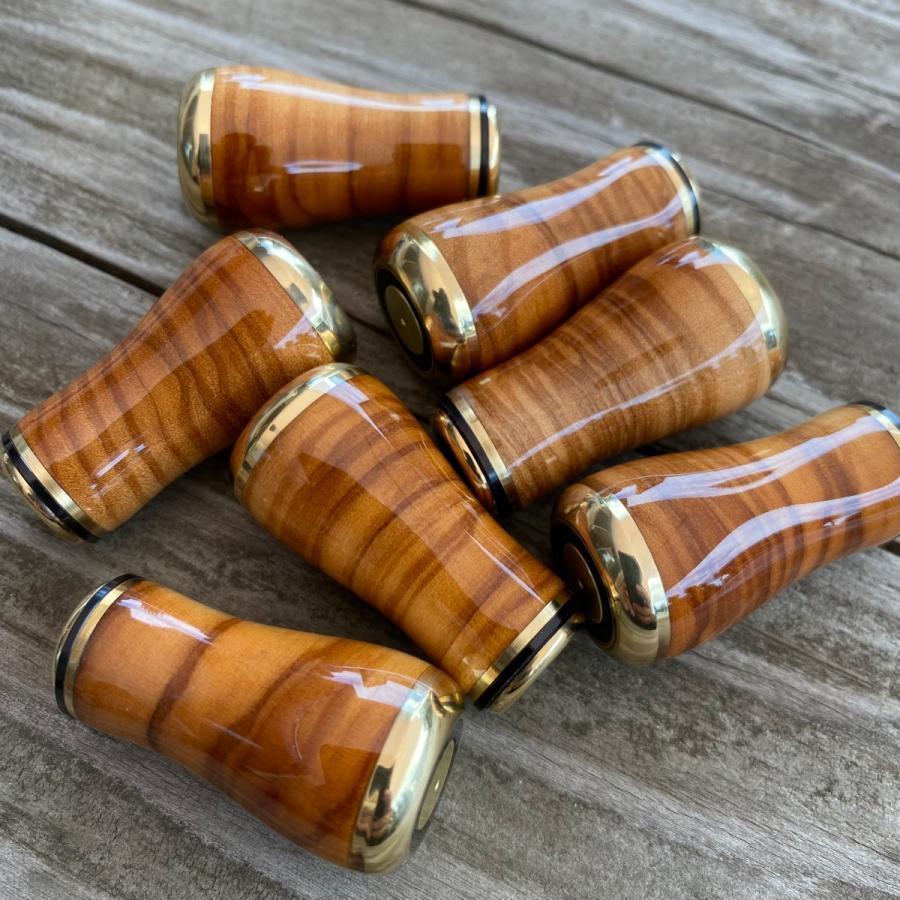 【FHF】ウッド ハンドルノブ 丸形 ウォールナット F-03 :ma2024032703:HEDGEHOG STUDIO - 通販 - Yahoo!ショッピング