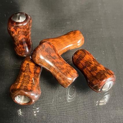 【Pletry/プレトリー】厳選天然木 スモールゴォドノブ スネーク : ma2024121312 : HEDGEHOG STUDIO - 通販 - Yahoo!ショッピング