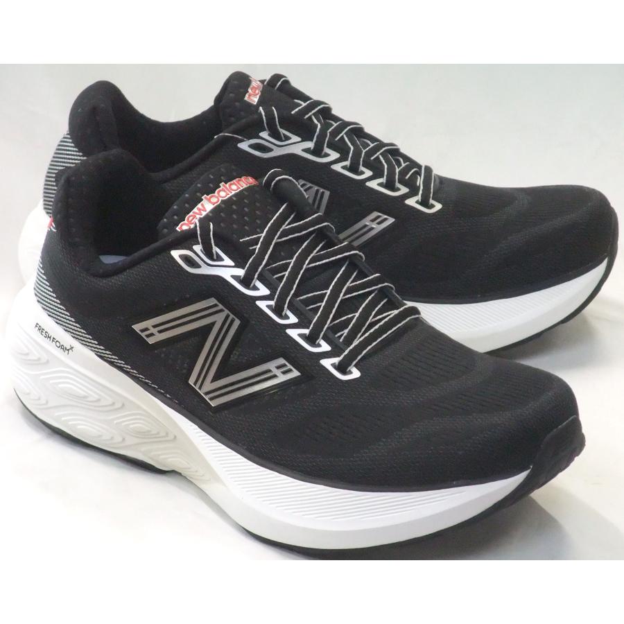 New Balance（ニューバランス） フレッシュフォーム V15 M880 X15 ブラック/シルバー メンズ 2Eワイズ ランニング ...