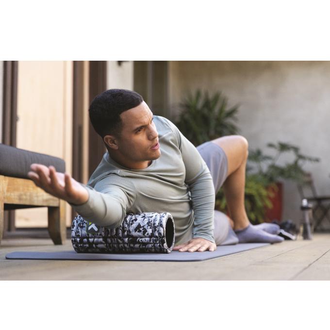 トリガーポイント TRIGGERPOINT マッサージローラー グリッドフォームローラー カモフラージュ グレー 22106 :0000001015841:ヒマラヤ Yahoo!店 - 通販 ...