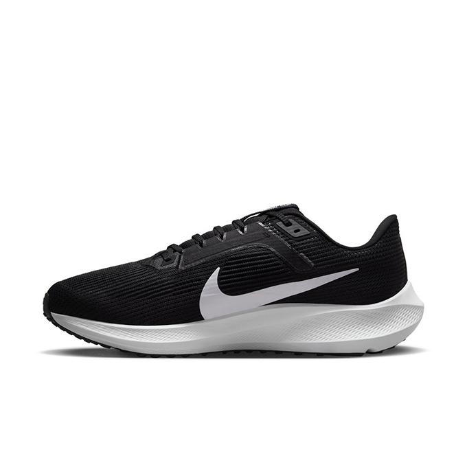 NIKE（ナイキ） ランニングシューズ メンズ ズームペガサス 40 ワイド WIDE DV7480-001 NIKE 陸上 ブラック ...