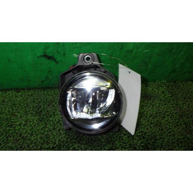 ムーヴ DBA-LA150S 右フォグランプ コイト 114-11092 中古 : 株式会社ヒノデリユースセンター - 通販 - Yahoo ...