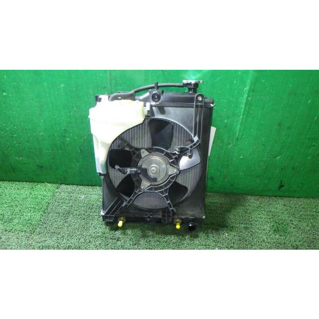 ステラ DBA-RN1 ラジエータ 45111KG000 中古 : 株式会社ヒノデリユースセンター - 通販 - Yahoo!ショッピング