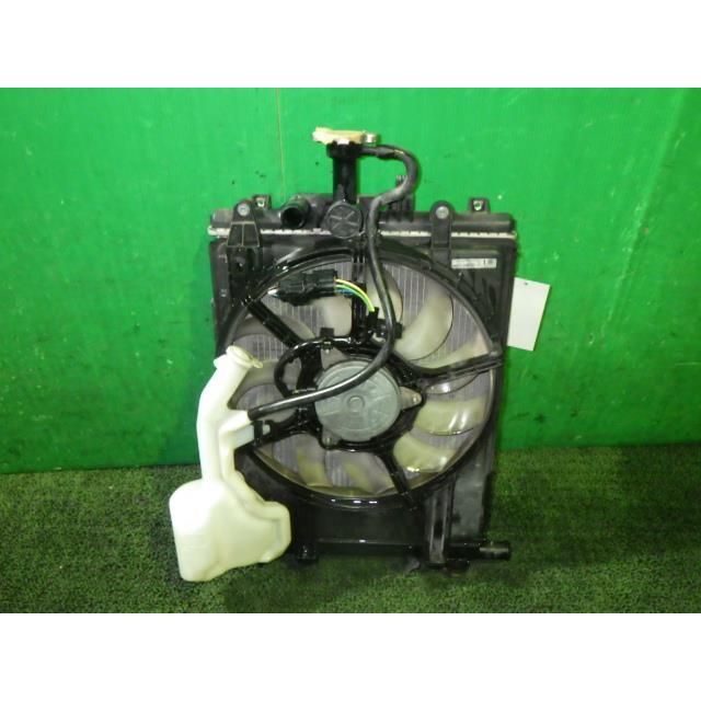 デイズ DBA-B21W ラジエータ SLN(W13) : 株式会社ヒノデリユースセンター - 通販 - Yahoo!ショッピング