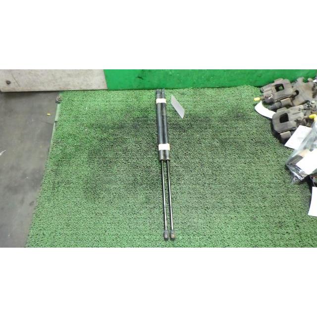 セレナ UA-TC24 バックドアダンパー 中古 : 株式会社ヒノデリユースセンター - 通販 - Yahoo!ショッピング