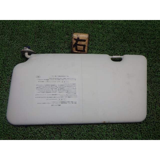 タント DBA-L375S 運転席側/右サンバイザー 74310-B2460-B1 中古 : 000062789577350 : 株式会社ヒノデリユースセンター - 通販 - Yahoo!ショッピング