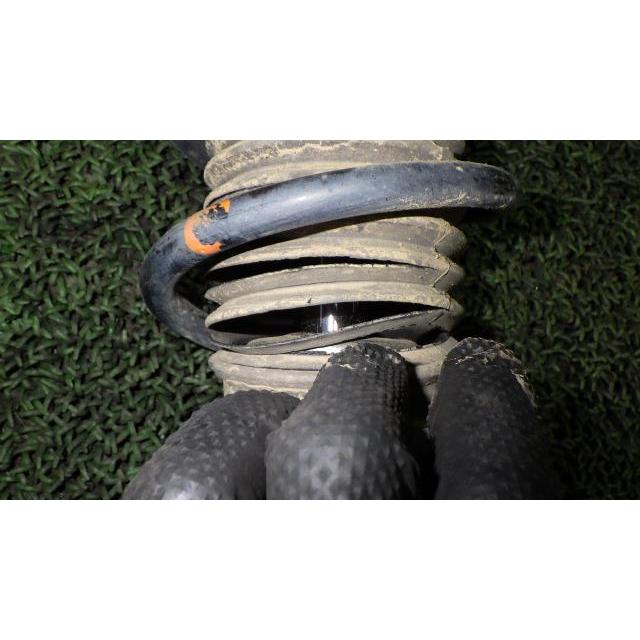 ピクシスエポック DBA-LA300A 左フロントストラット 中古 : 株式会社ヒノデリユースセンター - 通販 - Yahoo!ショッピング