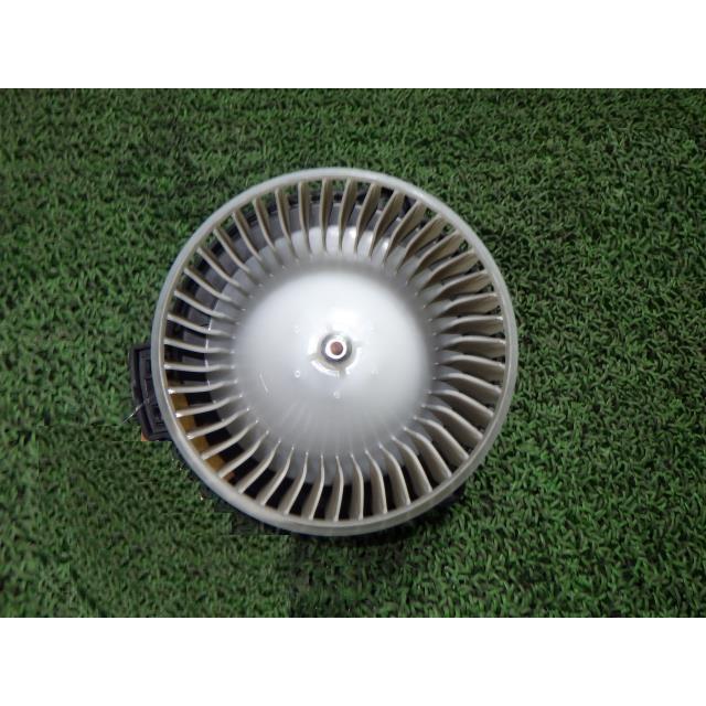 ゼスト DBA-JE1 ヒーターブロアモーター 79310-SYA-003 中古 : 株式会社ヒノデリユースセンター - 通販 - Yahoo!ショッピング