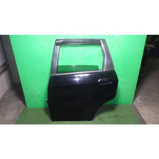 フィットシャトル DAA-GP2 左リアドア NH731P 67550-TF2-J00ZZ 中古 : 株式会社ヒノデリユースセンター - 通販 - Yahoo!ショッピング