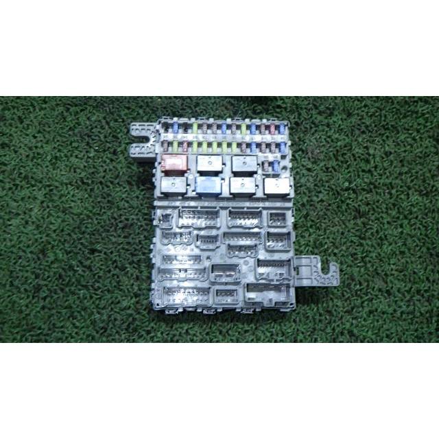 ライフ CBA-JB5 ヒューズボックス 38650-SFA-901 中古 : 株式会社ヒノデリユースセンター - 通販 - Yahoo!ショッピング
