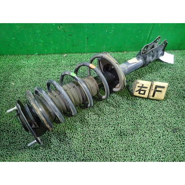 ラウム CBA-NCZ20 右フロントストラット 070 : 001566944850110 : 株式会社ヒノデリユースセンター - 通販 - Yahoo!ショッピング