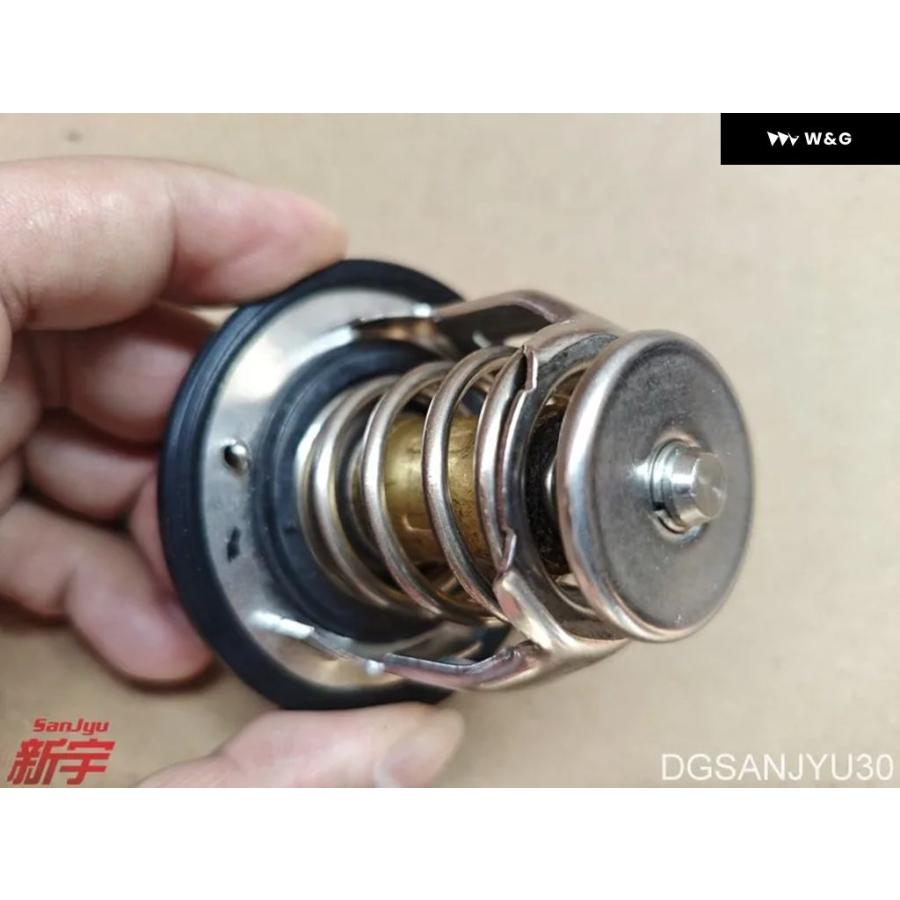パジェロ V26V36V46V76V66V86V96 L200 K57K77 4M40 4M41 エンジン サーモスタット ME200262 ...