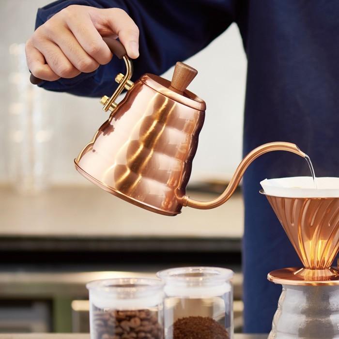 ハリオ HARIO V60ドリップケトル・ヴォーノ・カパー 満水容量900ml 実用容量700ml 取っ手カバー付き : vkbr-90-cp : キッチン用品店 ホーオンストア - 通販 ...
