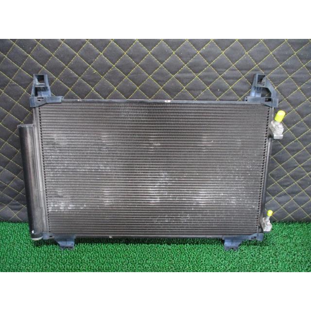 ヴィッツ DBA-SCP90 コンデンサー 1F8 88460-52110 : ほりおパーツヤフー店 - 通販 - Yahoo!ショッピング
