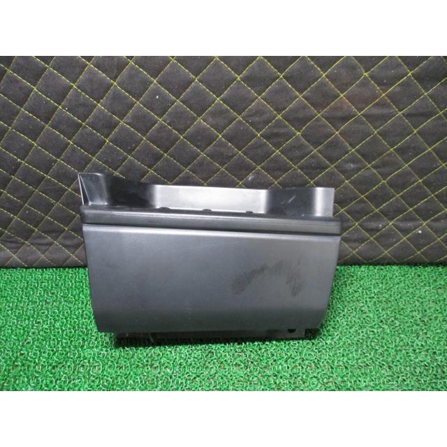 ハイエース CBF-TRH200V その他 外装部品 1E7 61131-26081 61415-26021 : ほりおパーツヤフー店 - 通販 - Yahoo!ショッピング