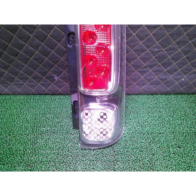スペーシア DAA-MK53S 右テールランプ 35650-79R02 : ほりおパーツヤフー店 - 通販 - Yahoo!ショッピング