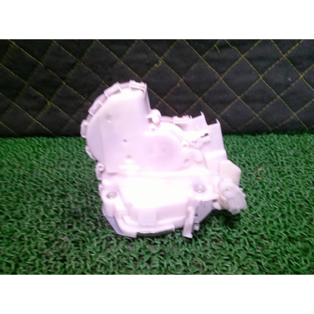 エブリイワゴン エブリィ HBD-DA17V 右Fドアロックソレノイド 061 82201-64P01 82201-64P05 : ほりお ...