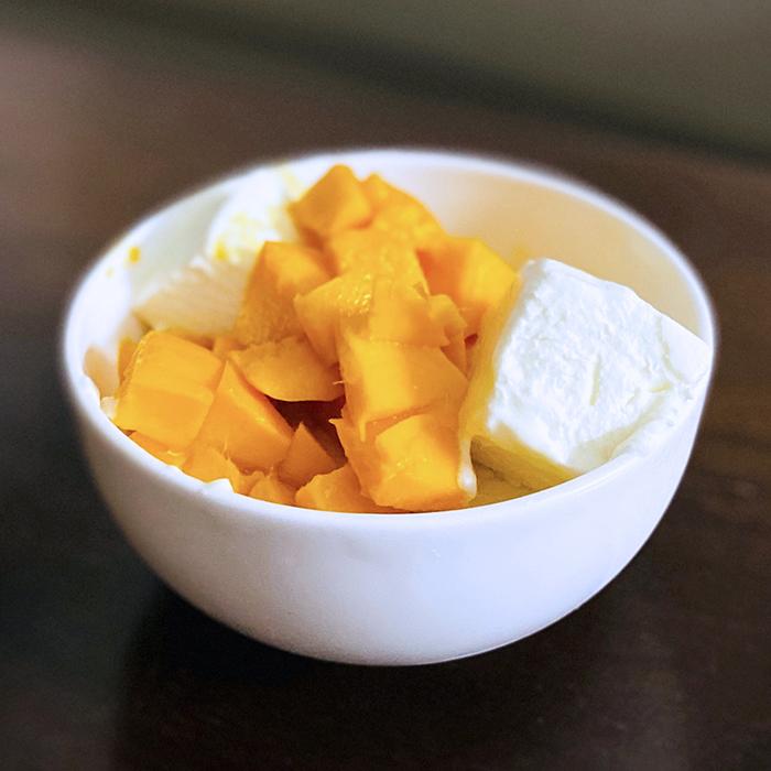 冷凍 オーガニック フルーツ マンゴー カット 300g x 3 合計900g 無添加 保存料不使用 砂糖不使用 化学物質不使用 無農薬 バラ凍結 完熟 甘い : HORIZON FARMS ...