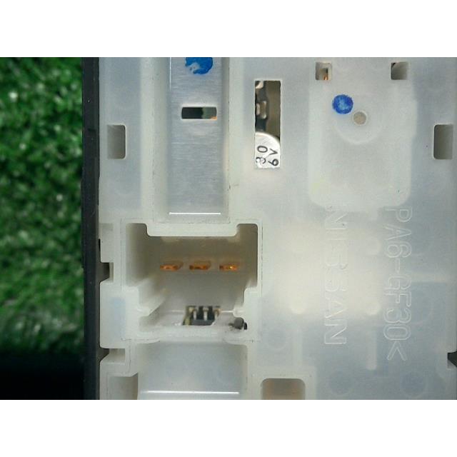 eKカスタム DBA-B11W パワーウインドウスイッチ T X42 8608A252 600412 : リサイクルパーツHOWA - 通販 - Yahoo!ショッピング