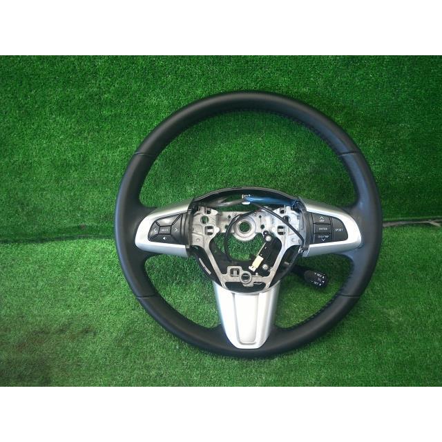 トール DBA-M900S ステアリングホイール カスタムG ターボ SA2 X07 45102-B1350-C1 : 230121000170100 : リサイクルパーツHOWA - 通販 ...