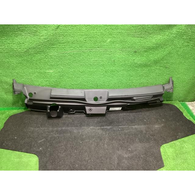 キャリイ キャリィ EBD-DA63T カウルトップパネル KUエアコンチクゲン 26U 72311-67H01-5PK : リサイクルパーツ ...