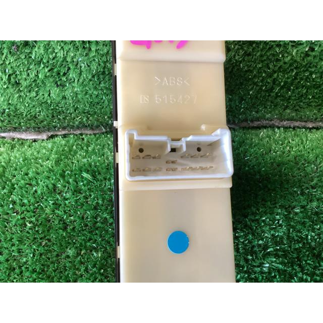 ムーヴ DBA-LA100S パワーウインドウスイッチ L T27 84820-B2390 : リサイクルパーツHOWA - 通販 - Yahoo!ショッピング