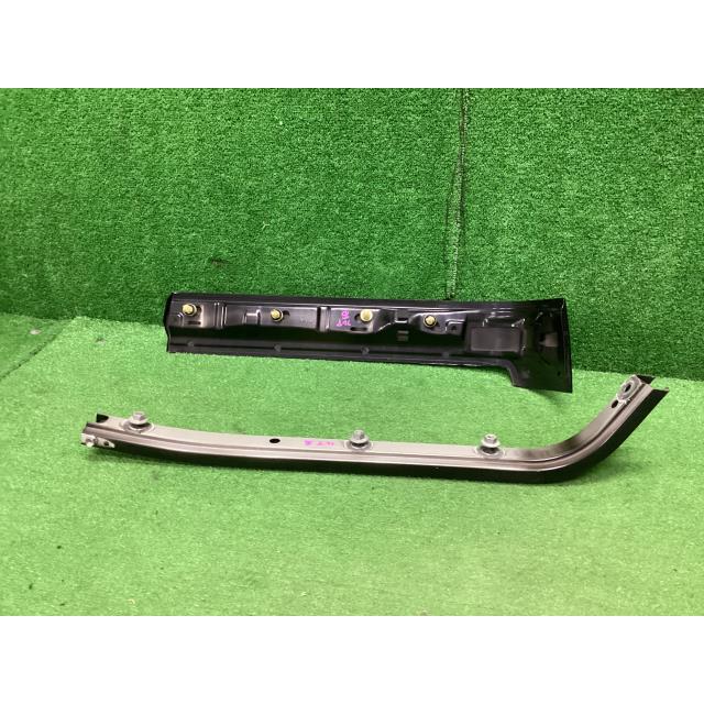 フレアワゴン DBA-MM32S その他 外装部品 カスタムスタイルXS ZJ3 スライドレールカバー右 : リサイクルパーツHOWA - 通販 - Yahoo!ショッピング