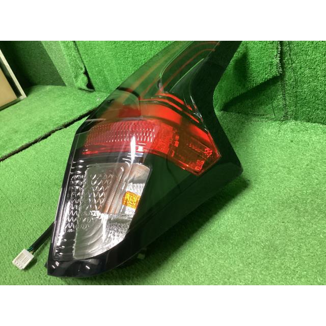 eKクロス 4AA-B35W 右テールランプ T M11S45 : リサイクルパーツHOWA - 通販 - Yahoo!ショッピング