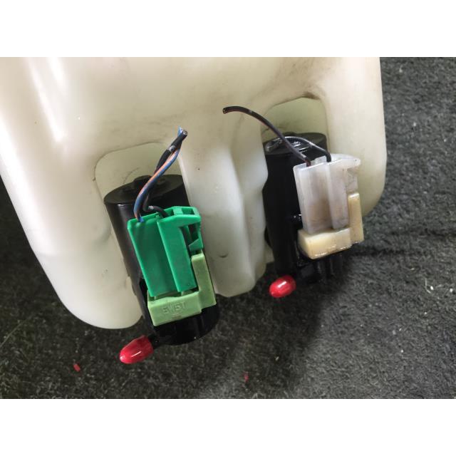 eKワゴン DBA-H81W ウォッシャータンク T21 75918 : 000007591867300 : 原木リサイクルパーツジェイ店 - 通販 - Yahoo!ショッピング