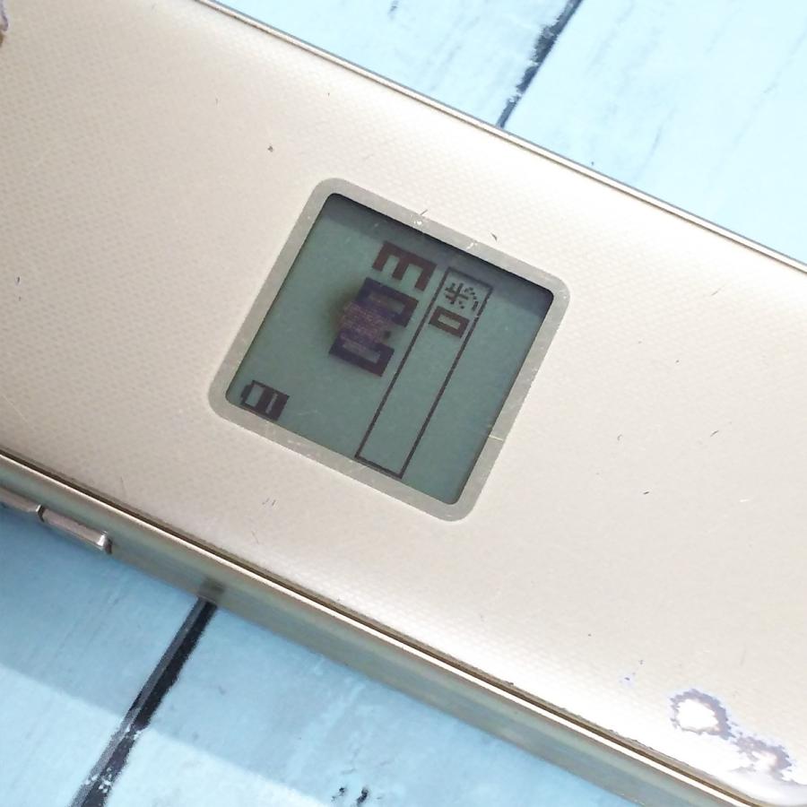 docomo F-02J らくらくホン ゴールド 本体 白ロム [訳あり] SIMロック解除済み SIMフリー 972796 : hsmToys - 通販 - Yahoo!ショッピング