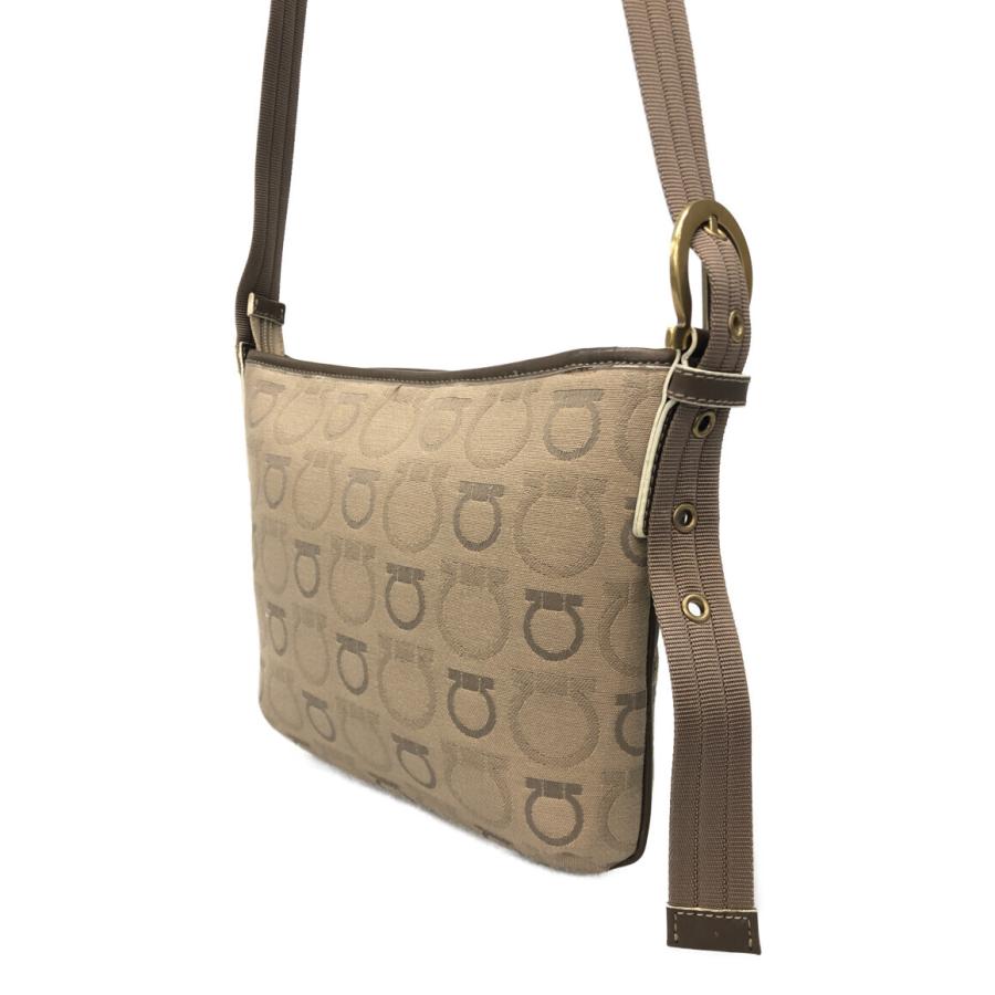 サルバトーレフェラガモ ショルダーバッグ ガンチーニ レディース Salvatore Ferragamo 中古 : Rehello by BOOKOFF - 通販 - Yahoo!ショッピング