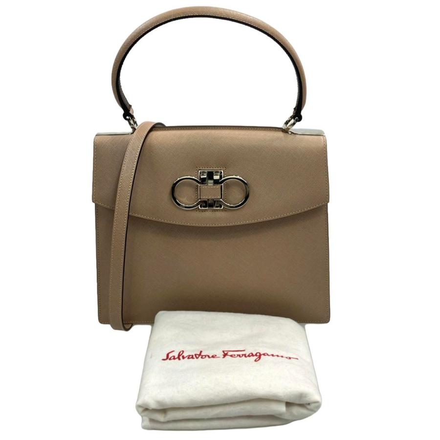 サルヴァトーレフェラガモ 2WAY ハンドバッグ ショルダーバッグ 斜め掛け ガンチーニ EO-21 4829 レディース Salvatore Ferragamo 中古 : Rehello ...