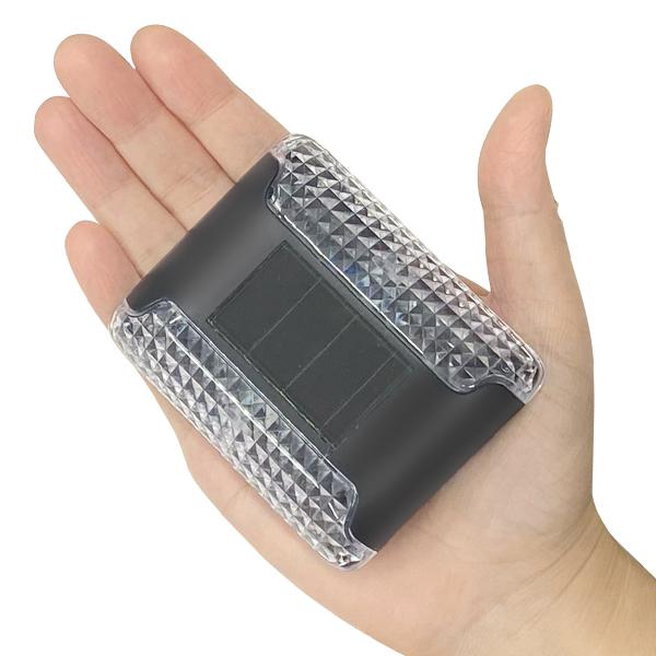 センサーライト 壁掛け ソーラーライト 高輝度 LEDライト ソーラー充電 玄関灯 夜間自動点灯 光センサー ポーチライト ベランダ /60N 壁掛けセンサーライトHOU : 20240318 ...