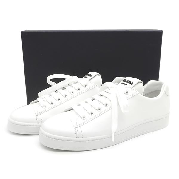 PRADA（プラダ） スニーカー ロゴ レザー ホワイト レザー 2EG400 #42 : HOUBIDOU 心斎橋店 - 通販 ...
