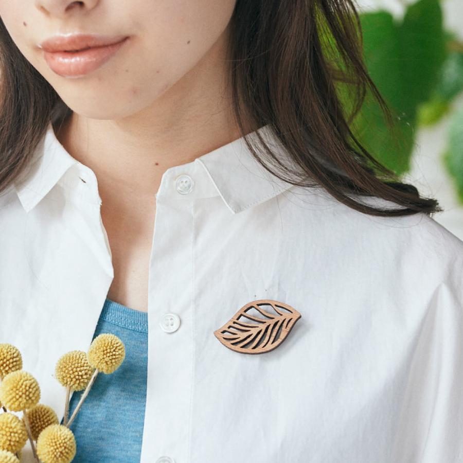 郵パケット 木製 ブローチ フォックストロット リーフモチーフ 葉っぱ 植物 日本製 コサージュ シンプル おしゃれ Cotch Brooch 木tch コッチ : いちごジュエリー - 通販 ...