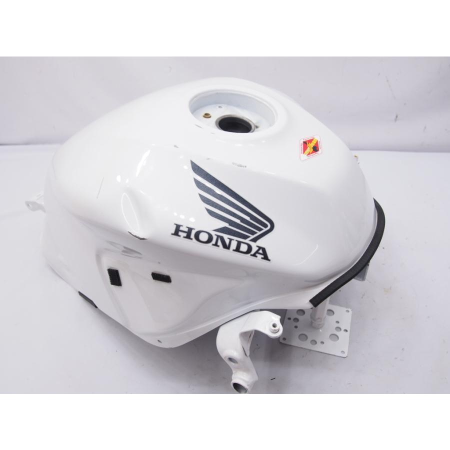 CBR650F.RC83純正ガソリンタンク..フューエルタンク.燃料タンクベースにどうぞ！ : 壱濱部品ショッピング店 - 通販 ...