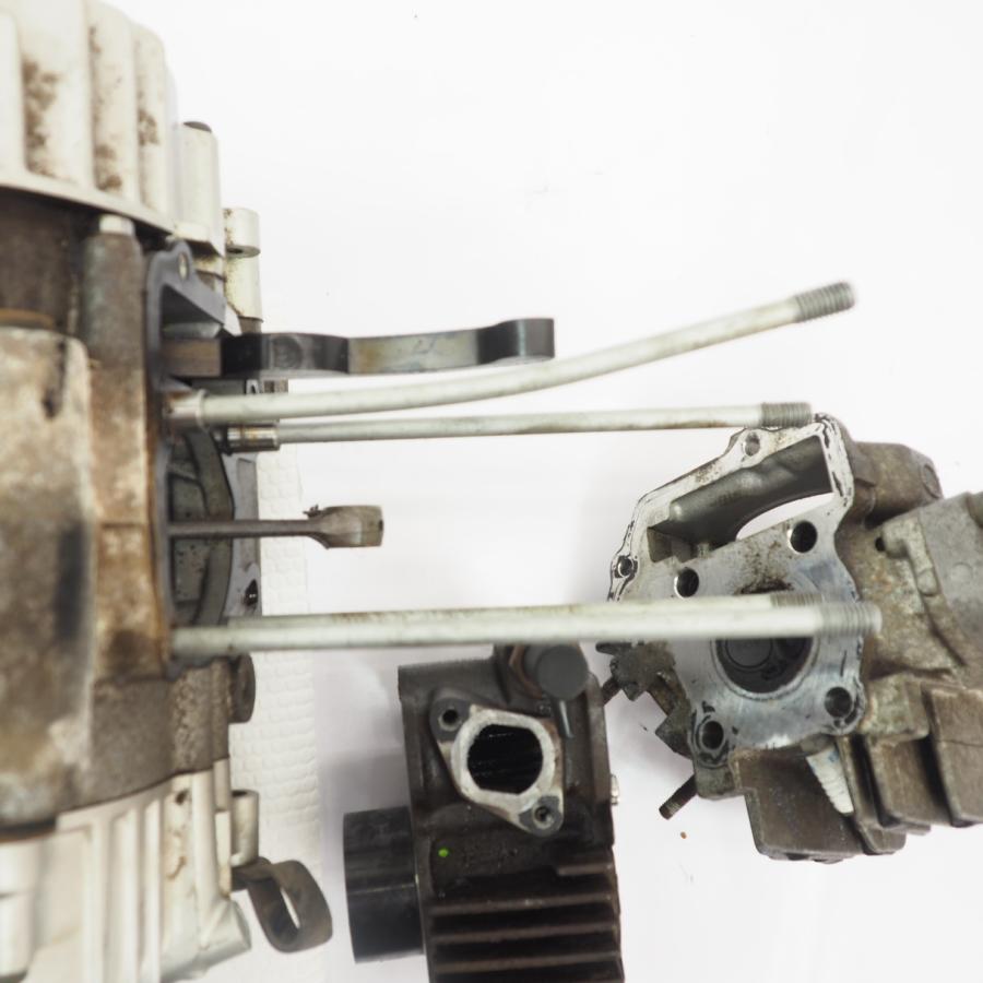 YB-1 Fourフォア UA05J エンジンA302E-007xxx 腰下 クランクケース シリンダー ヘッド YB1 : 壱濱部品ショッピング店 - 通販 - Yahoo!ショッピング