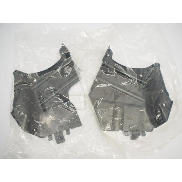 未使用.新品TOYOTAトヨタ.86ハチロクZN6.純正フロントバンパー.リンホースメント左右.SU003-01538/SU003-01537 ...