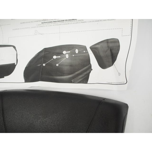 未使用GIVIジビ製E109バックレスト パット背もたれ トップケースパッド E370シリーズ : 壱濱部品ショッピング店 - 通販 - Yahoo!ショッピング