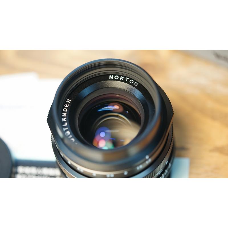 8780 美品 VOIGTLANDER NOKTON 35mm 1.2 :8780:IF0WORK - 通販 - Yahoo!ショッピング