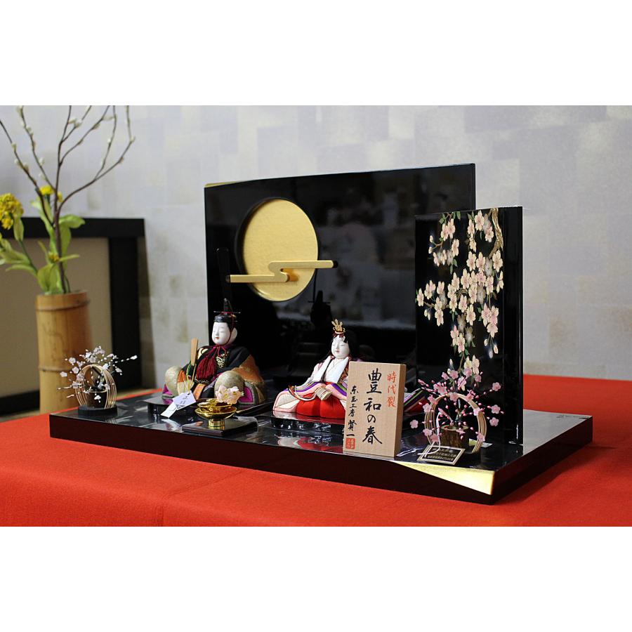 雛人形 おひなさま 木目込み 鈴木賢一 豊和の春 時代裂 黒紫霰 灰藤 秋草（菊） 一式 [D3-4166] : d3-4166 : 飯田人形 Yahoo!店 - 通販 - Yahoo!ショッピング