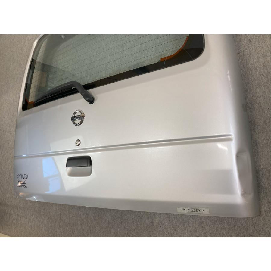 DR64V NV100 クリッパー 純正 バックドア リアゲート Z2S シルキーシルバーM DA64V エブリイ (A4517) : インフィニ ヤフー店 - 通販 - Yahoo!ショッピング