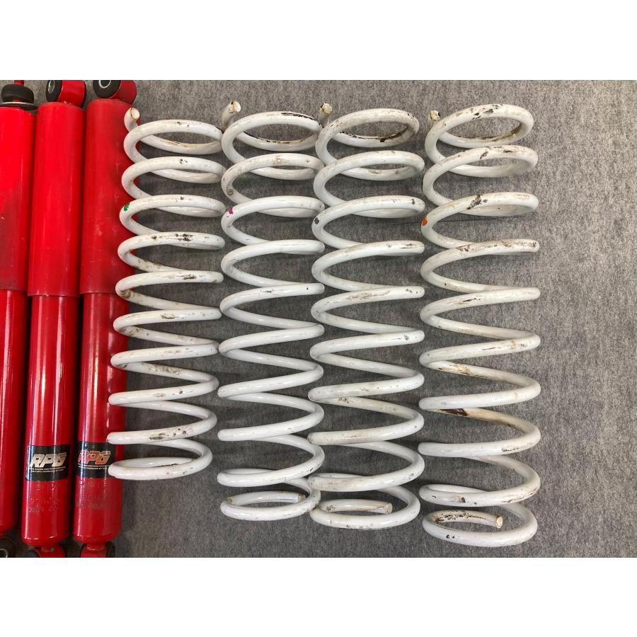 曲り無 JB23W ジムニー ZEUS RPG 2〜3インチリフトアップ ショックアブソーバー スプリング 1台分 9150672 9150674 (B4506) : インフィニ ヤフー店 ...