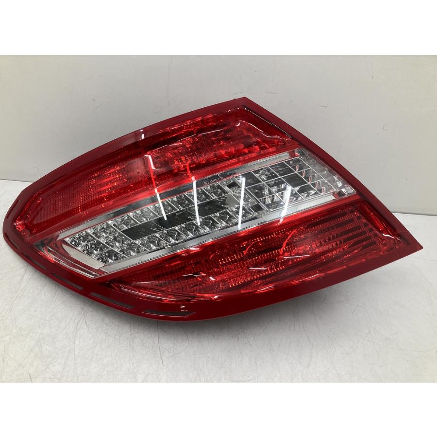 割れ無 点灯OK ベンツ Cクラス W204 純正 左 テールランプ 2048201964 (D1565) :D1565:インフィニ ヤフー店 ...